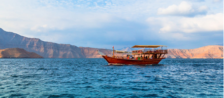 Oman Rundreisen | Muscat, Wahiba Sands & mystische Oasen